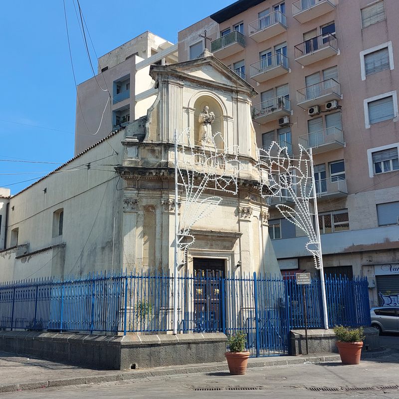 Church of San Gaetano alle Grotte - Iglesia paleocristiana y sitio ...