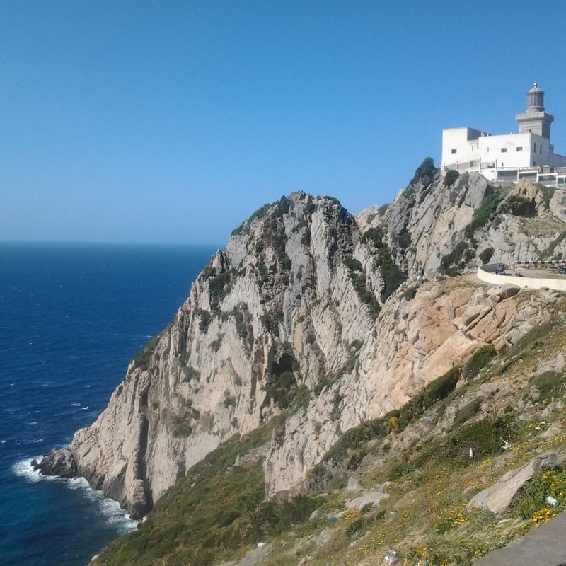 Phare du Cap de Garde - Phare maritime au Cap de Garde, Annaba, Algérie