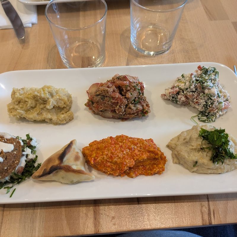 Maison Issa - Restaurant libanais dans le 15e arrondissement, Paris ...