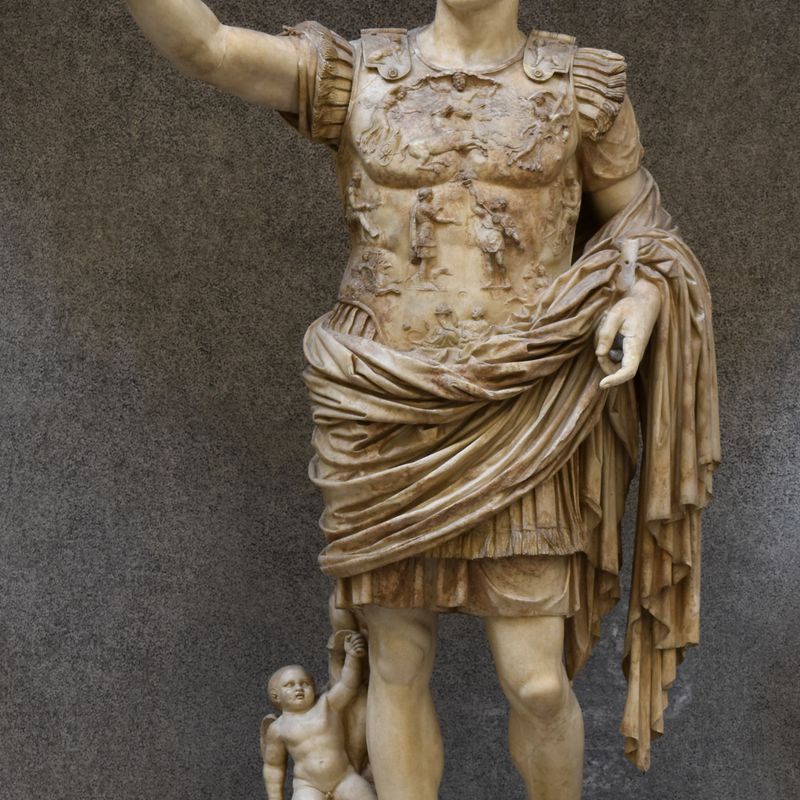 Auguste de Prima Porta - Statue en marbre aux Musées du Vatican, Cité ...