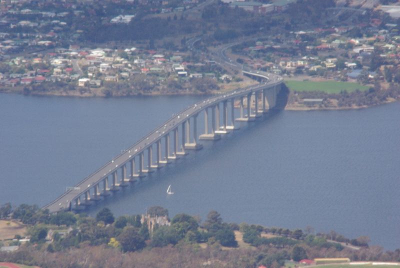 Tasman Bridge - Stahlbrücke in Hobart, Australien