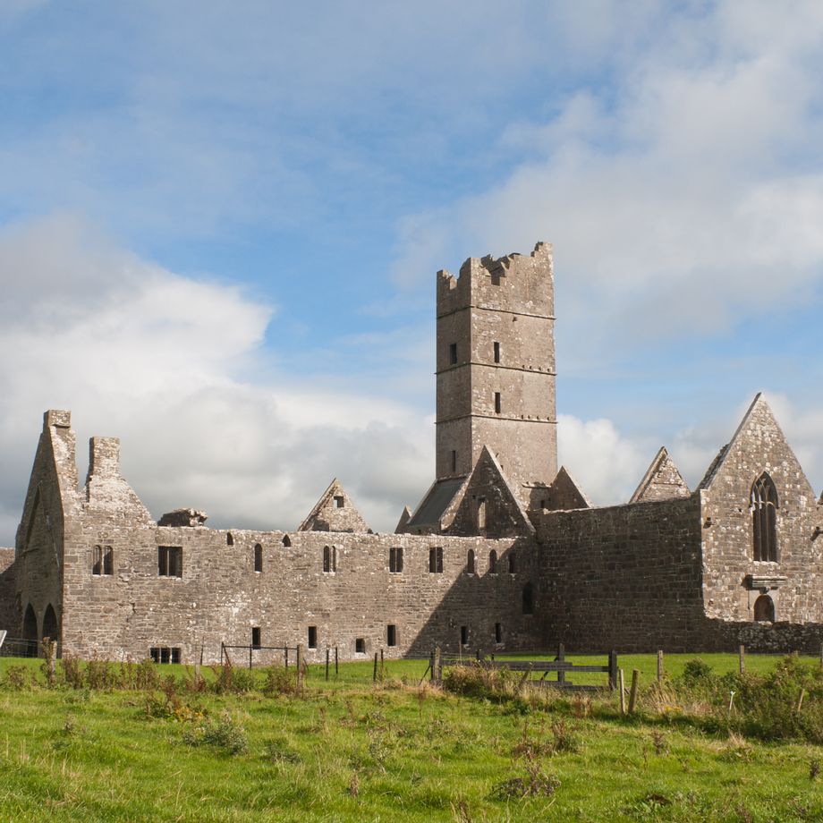 Dun Briste Sea Stack - Stack marin à Downpatrick Head, Comté de Mayo ...