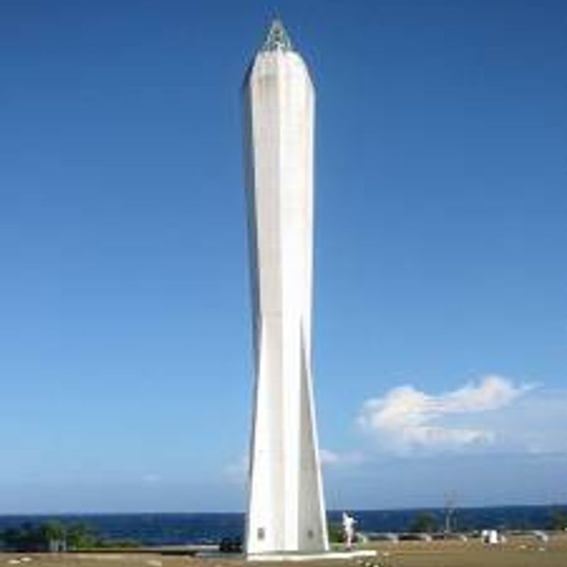 Coastwatchers Memorial Lighthouse: Latarnia morska pamięci i pomnik w ...