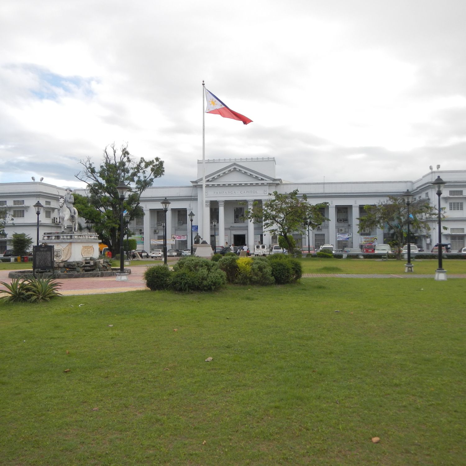 Pampanga Provincial Capitol - Administrative building in San Fernando ...