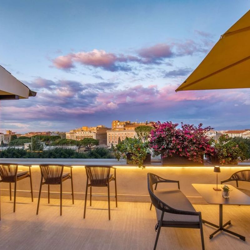 Terrazza Costanza - Bar sur le toit du sixième étage du Guardian Hotel ...