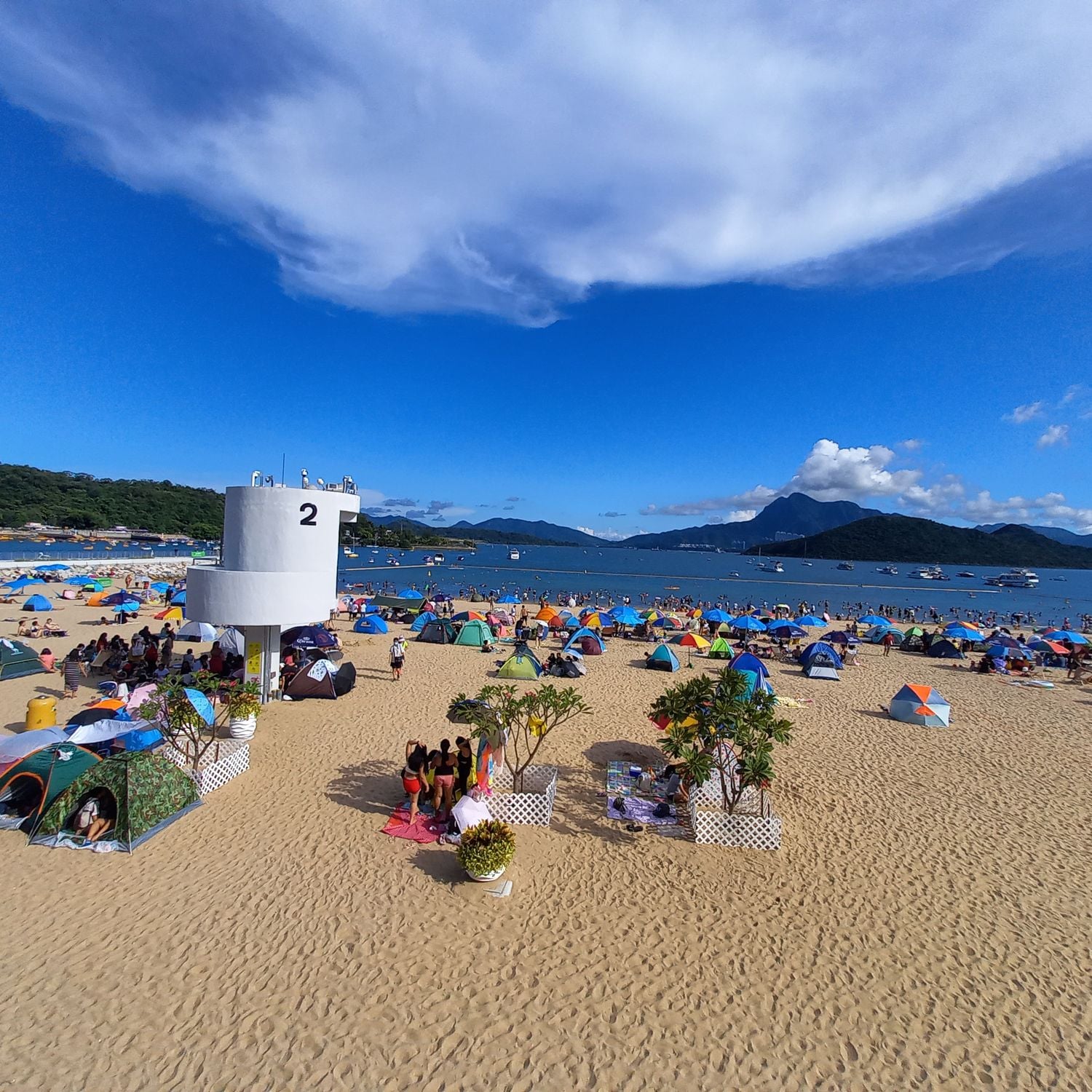 Tai Po Lung Mei Beach - Playa pública en el distrito de Tai Po, Hong Kong